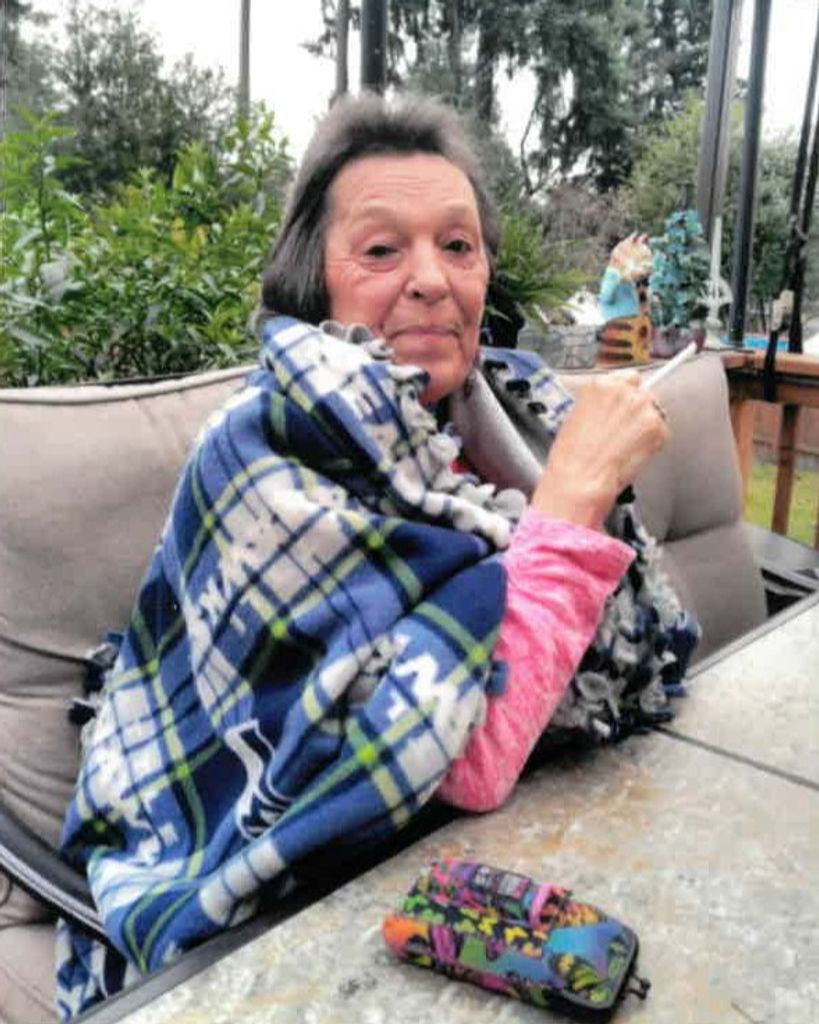 Debra Jean Bugg - Classic Hits 100.7 KLOG